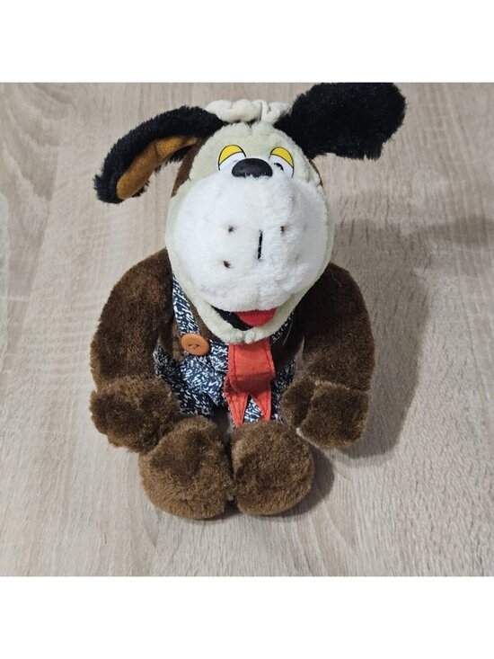 Chuck E Cheese | Toys | Vintage Rare Jasper T Jowls Plush Dog Chuck E ...